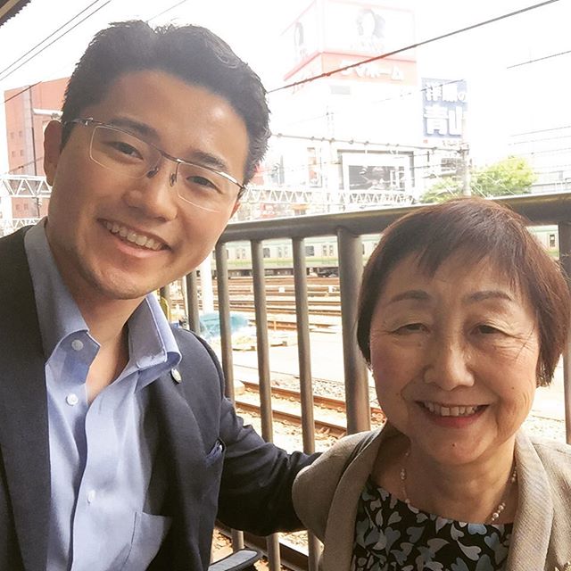 出張先が実家に近かったので、母にずいぶんお世話になった。母さんの作るみそ汁って美味いよなぁMother's Day is coming soon.Thank you, mom!｜暮らしの小確幸